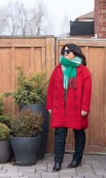 11 Chic Ways to Wear Red and Green Without Looking Overdone – Forsly